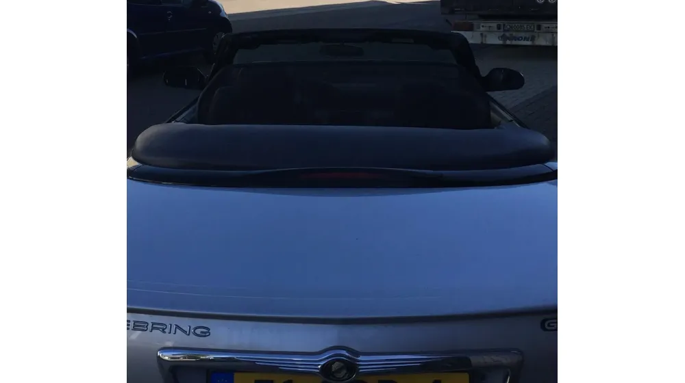 Wind deflector for Chrysler Sebring-Stratus (1996-2007)